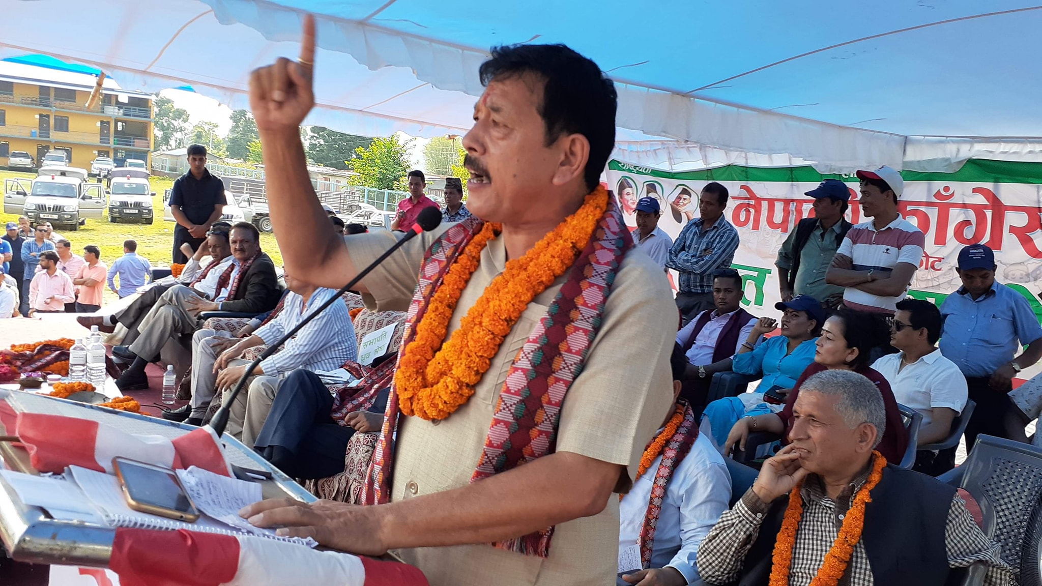 सभापति केसीले कार्तिक १३ गते नुवाकोटमा चियापान कार्यक्रम गर्दै ...