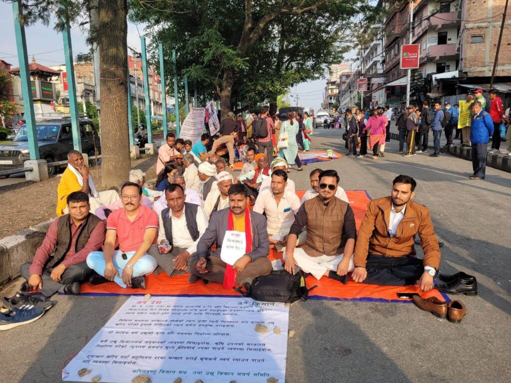 कपिलवस्तुका उखु किसानले ८ बर्ष देखि भुक्तानी पाएन – मेयर अजय थापा सहित ...